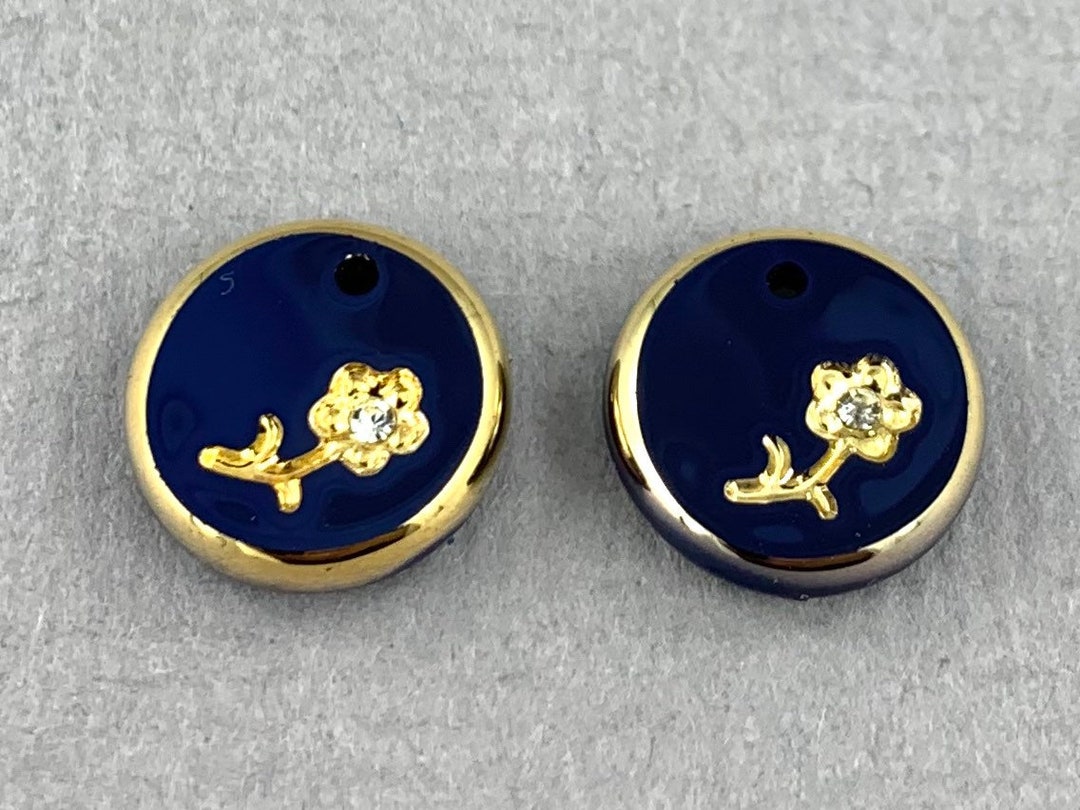 Vintage, Gilded Lapis Blue Glass Circle Intaglio Pendant, Charm, Flower ...