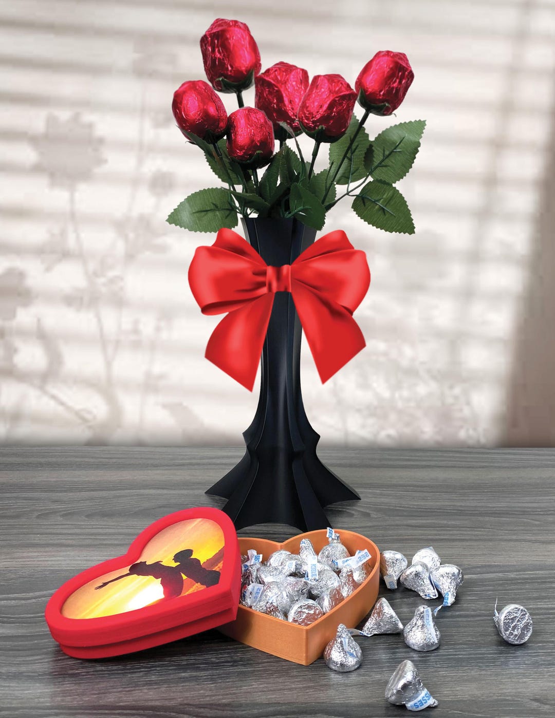 3D Printed Heart-shaped Box With Lid and With Magnetic Photo Holder ...