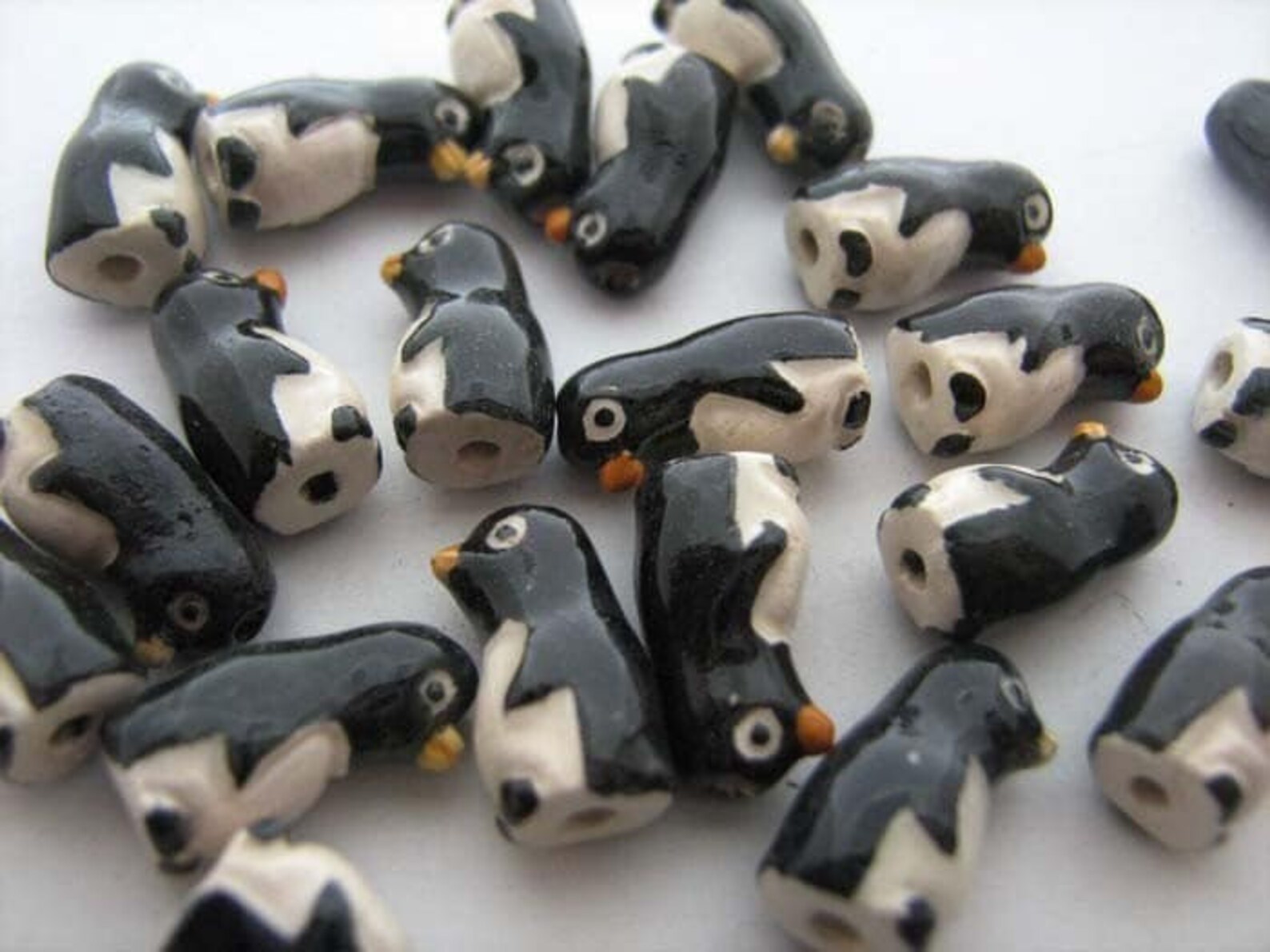 Tiny Penguin Beads - TT25 - Etsy