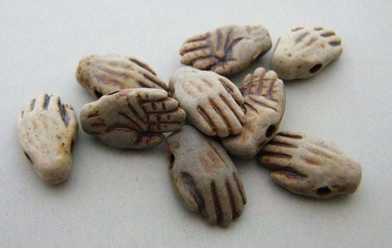 Tiny Right Hand Beads - TT566 - Etsy
