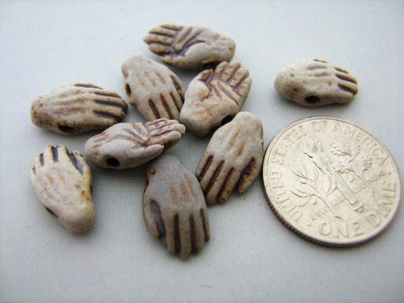 Tiny Right Hand Beads - TT566 - Etsy