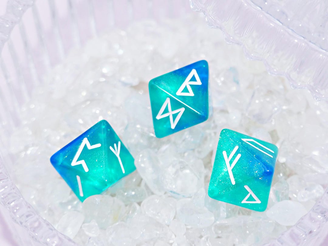 Rune Dice Set * Runic * Polyhedral * Divination Tool * Elder Futhark - Etsy