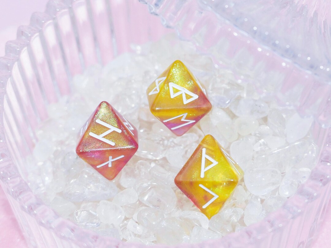 Rune Dice Set * Runic * Polyhedral * Divination Tool * Elder Futhark - Etsy