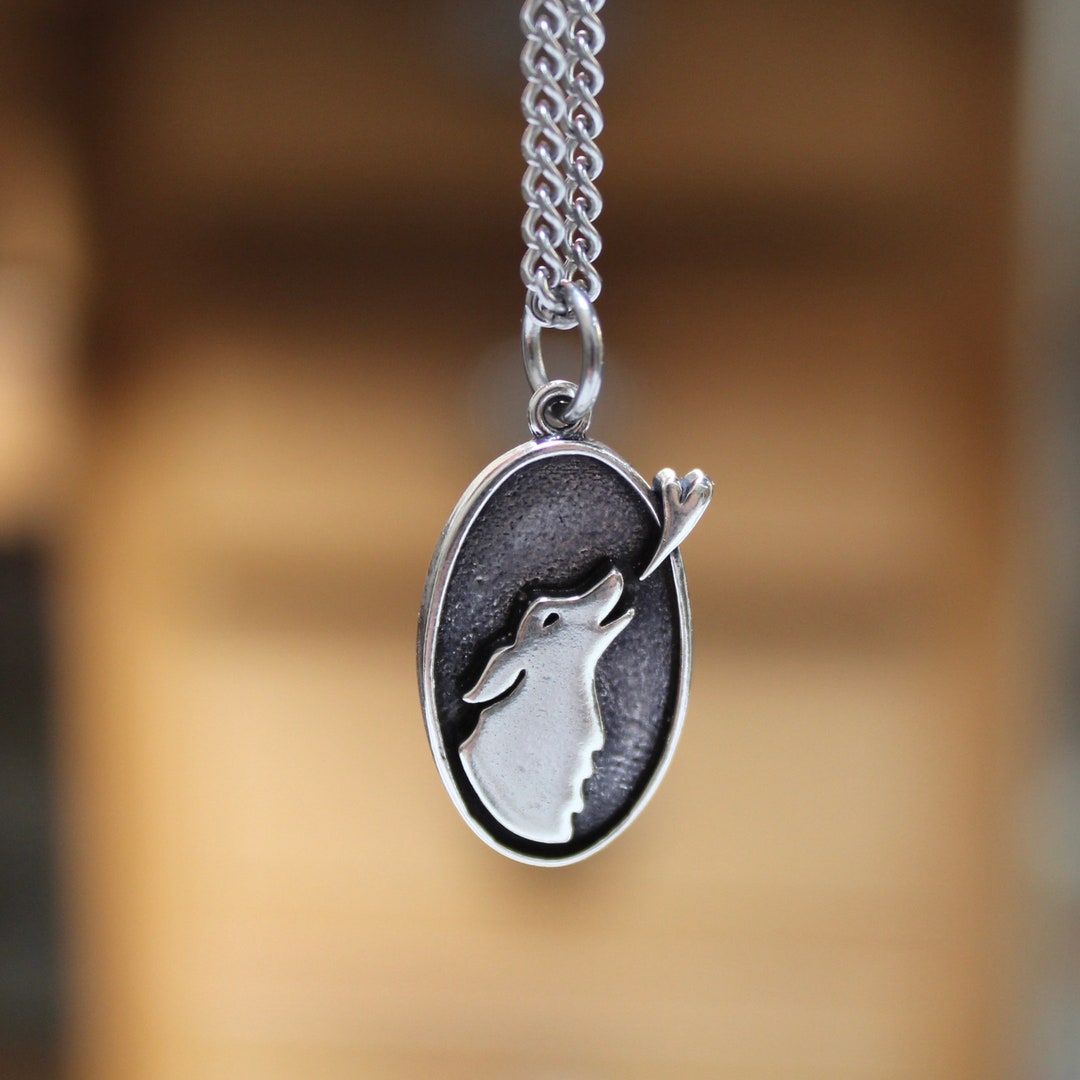 Sterling Silver Howling Wolf Pendant on Stainless Steel Cable Chain ...