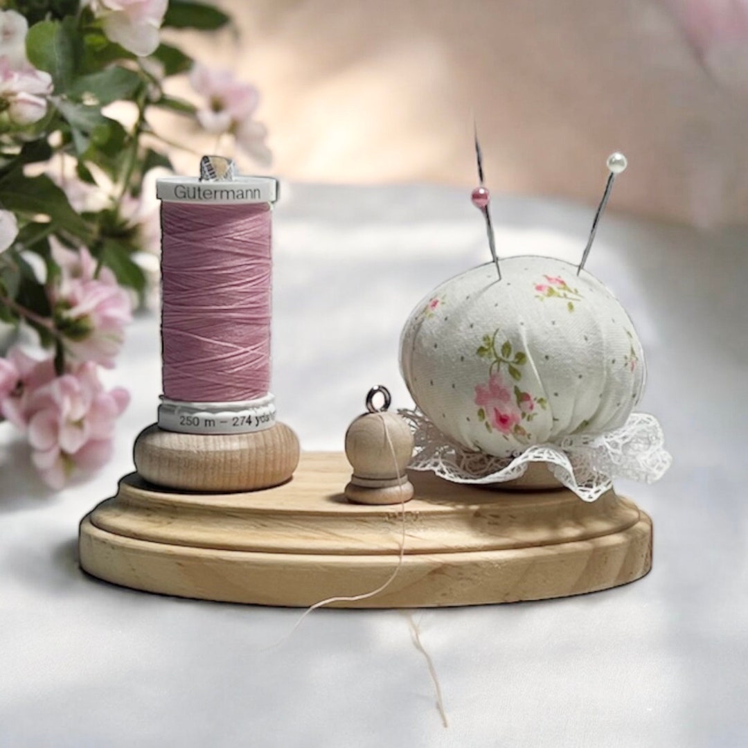Mini Thread Holder Dotted Pink Rosebud, Seamstress Gift, Thread Stand ...