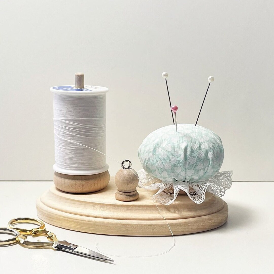 Mini Thread Holder With Mint Green & White Pincushion, Seamstress Gift ...