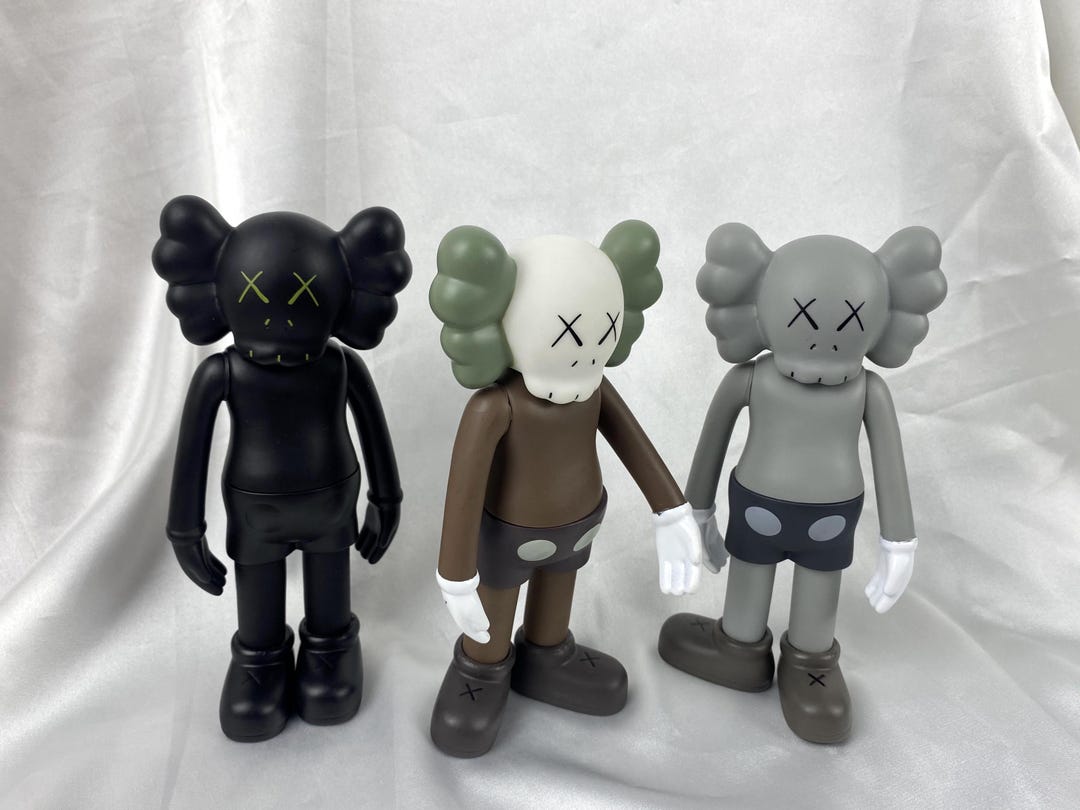 Kaws Figurine Kaws Standing Statue Inspired by KAWS Statue Modern Art ...