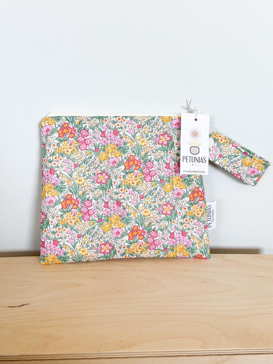 Small Wet Bag for Everyday | Reusable Wetbag for Cloth Diapers, Travel ...