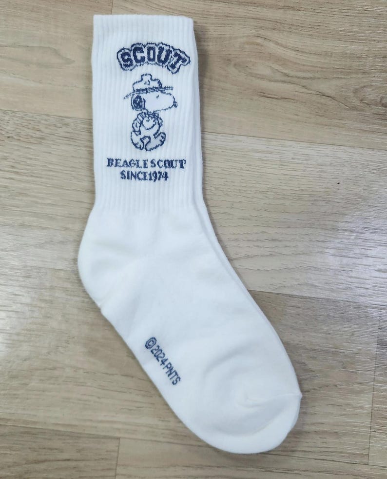 Snoopy Beagle Scout Hiking Socks! White! - Etsy