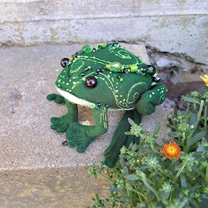 Felt Frog Doll Sewing Pattern: DIY Cloth Toad (PDF Download) - Etsy