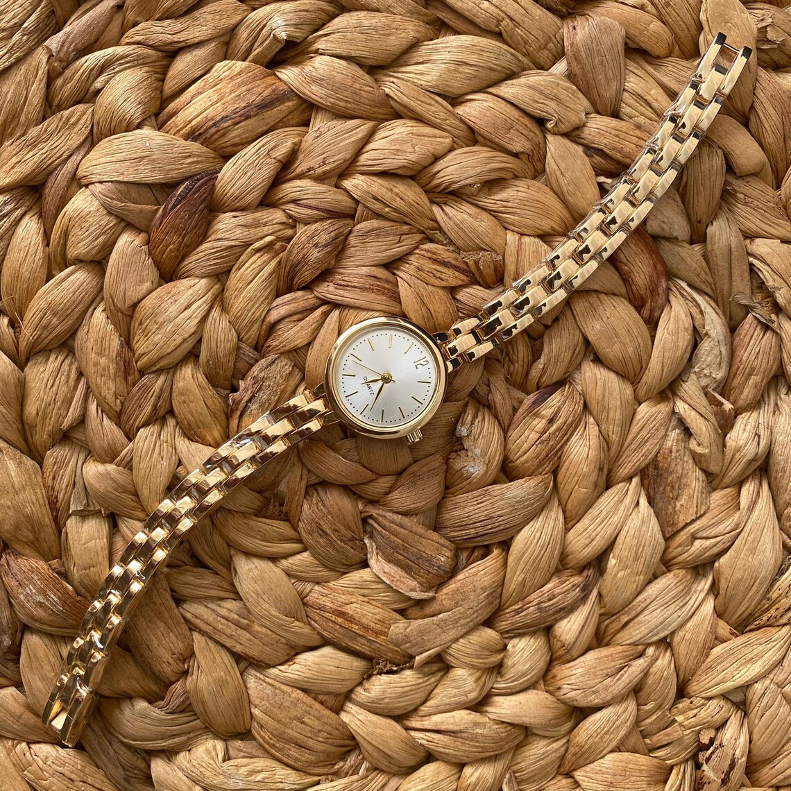 Minimalist Gold Colour Women's Wristwatch, Womens Gold Watch, Womens Dainty Watch, Unique Womens ...