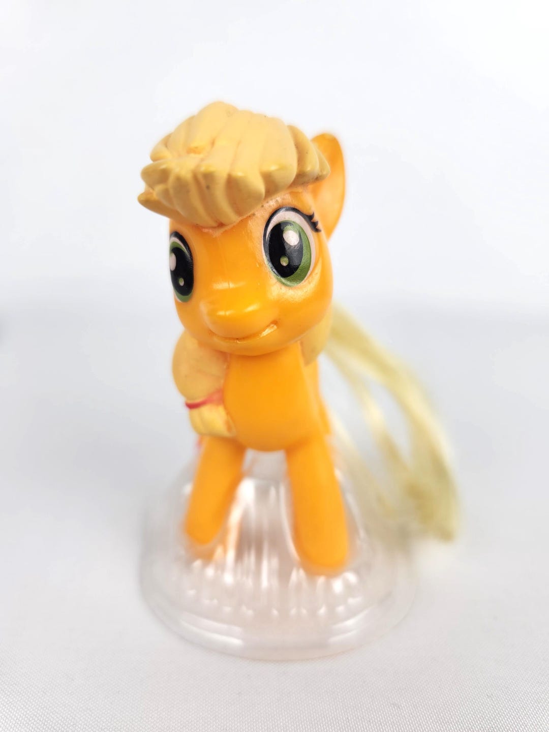 My Little Pony MLP Mcdonalds Pony Apple Jack + Yellow Base Happy Meal ...