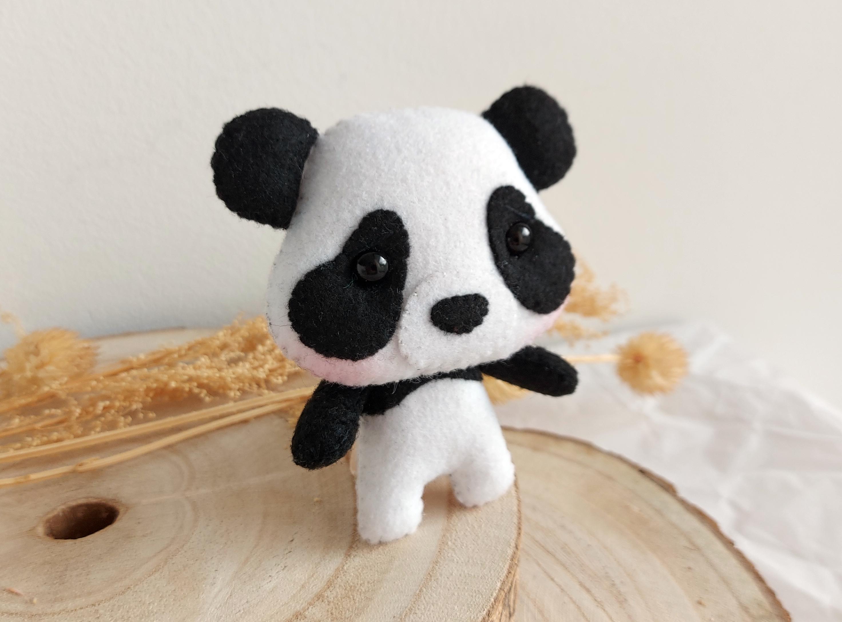 Felt Pandas - PDF Pattern | Pdf Sewing Pattern, Woodland Animals ...