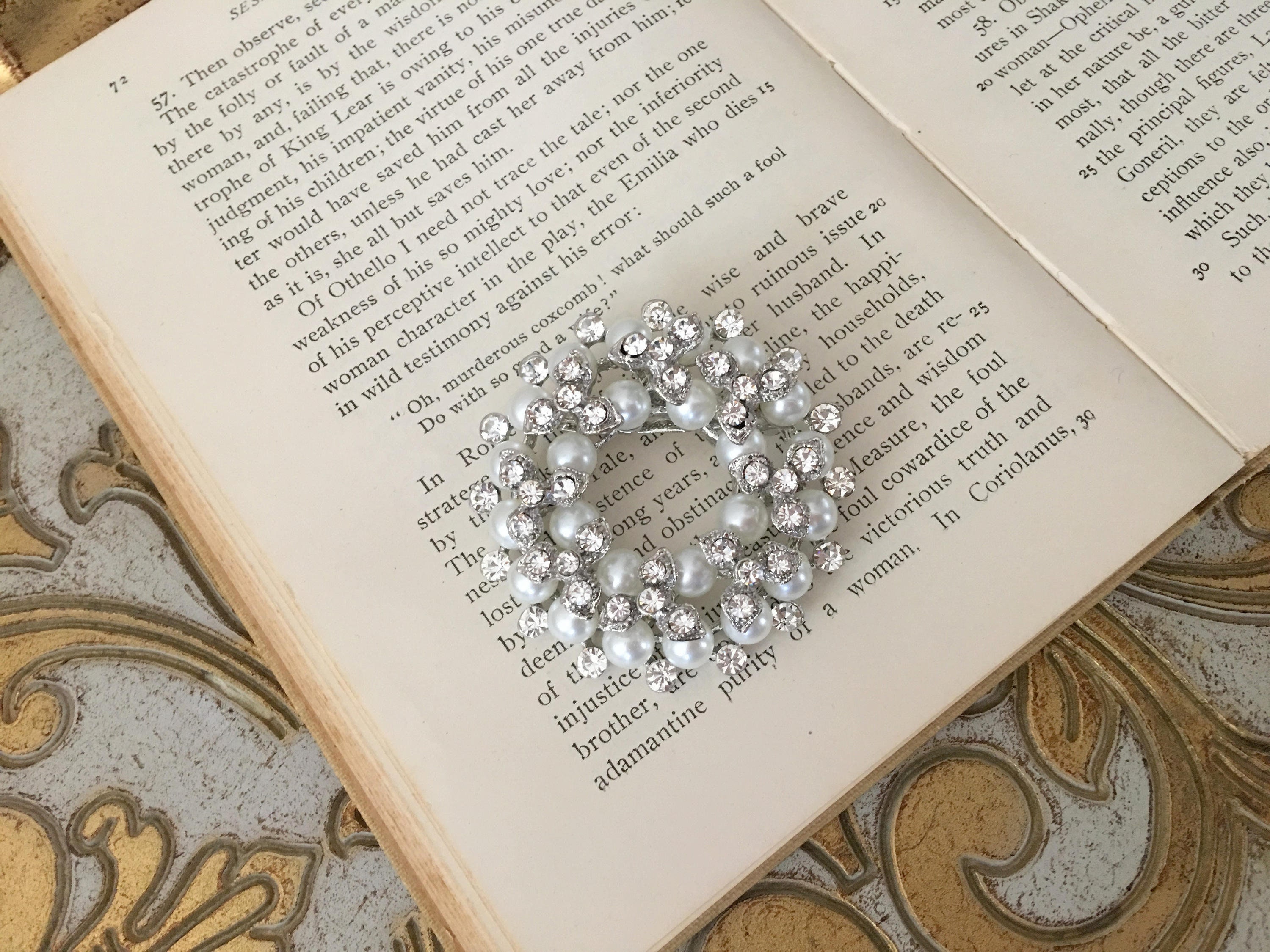 Pearl & Rhinestone Wreath Brooch Pin