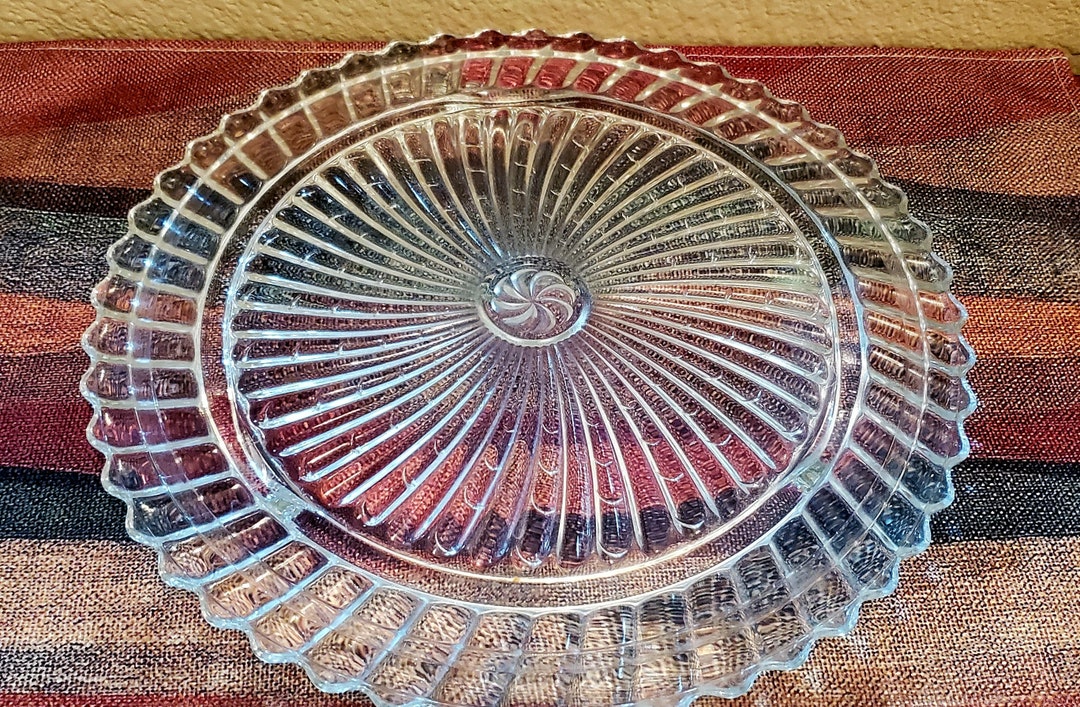 Vintage Glass Cake Plate Platter 3 Footed Spiral Pinwheel Design - Etsy