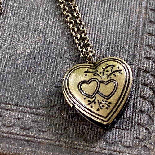Heart Lockets Vintage Style in Antique Brass Choose From Six - Etsy