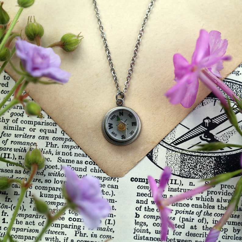 Small Silver Compass Necklace | Etsy