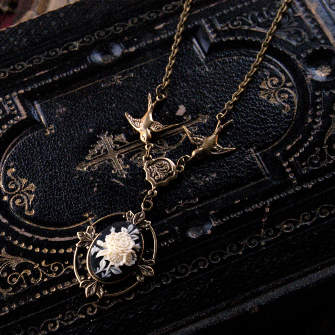 Victorian Rose Bouquet Flower Cameo Necklace Choose a Color - Etsy