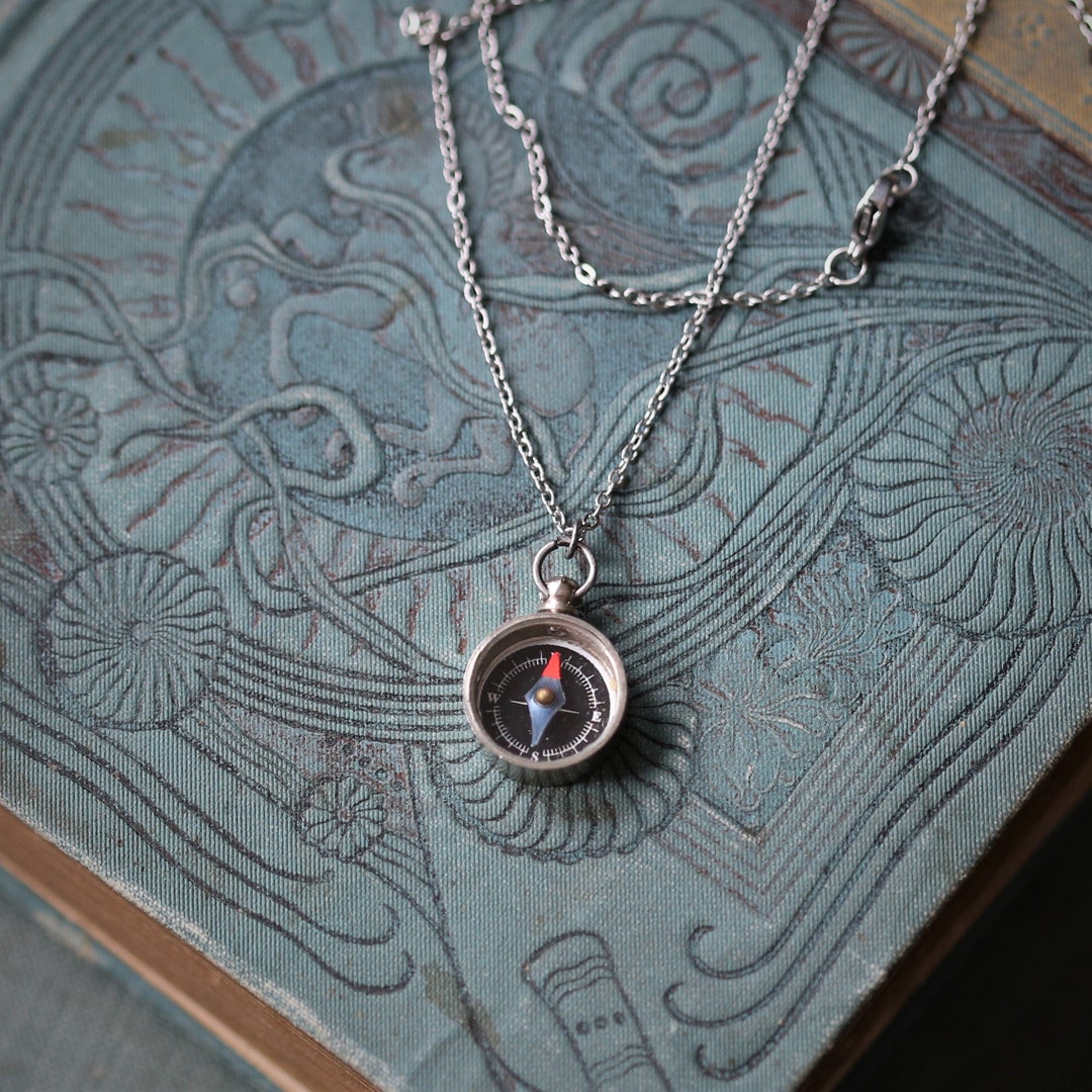 Small Working Compass Necklaces in Brass Silver or Antiqued - Etsy