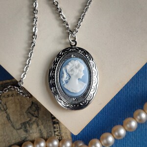 Lady Cameo Oval Vintage Style Bright Silver Locket - Etsy