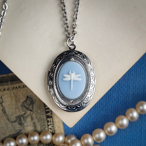 Dragonfly Cameo Oval Vintage Style Locket Necklace - Etsy