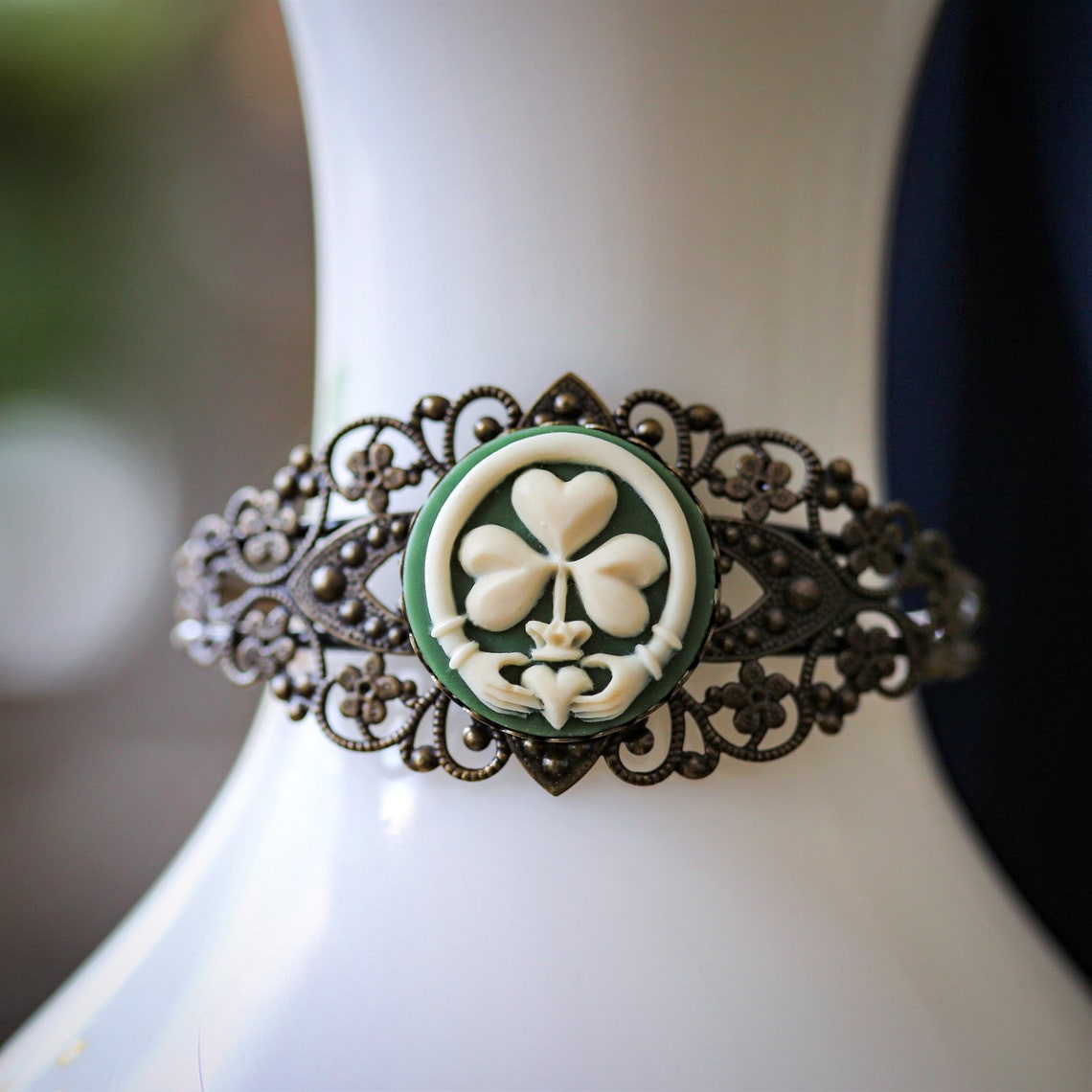 Claddagh Cameo Cuff Bracelet Green or Black - Etsy