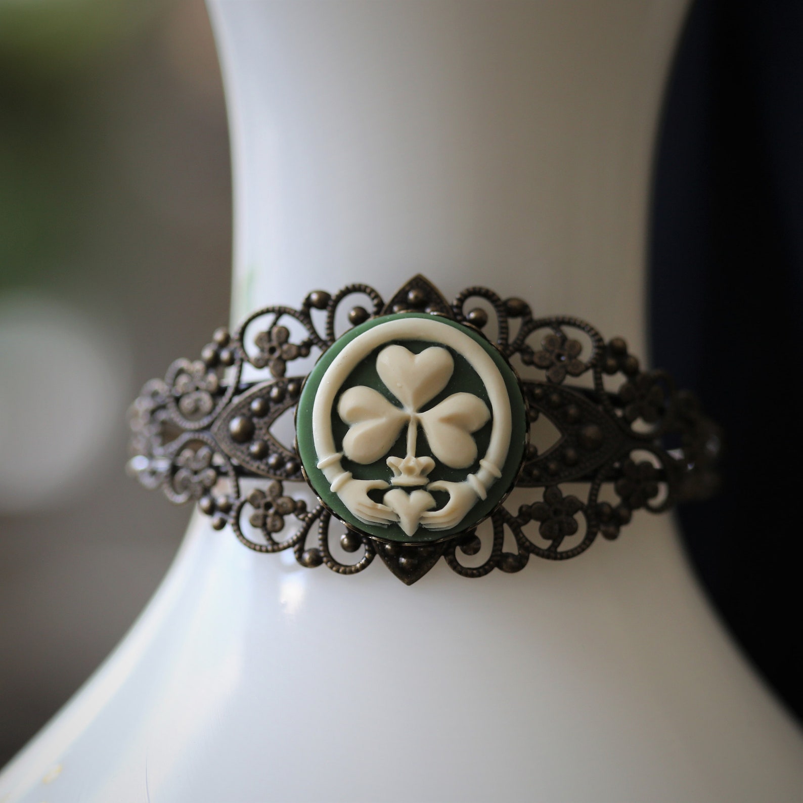 Claddagh Cameo Cuff Bracelet Green or Black - Etsy