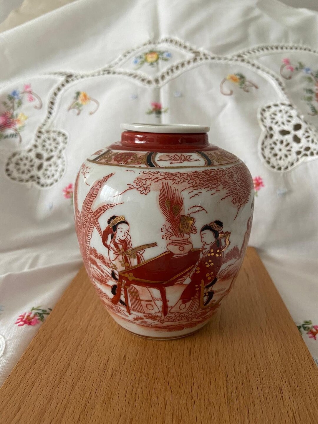 Hand Painted Japanese Tea Caddy / Vase, Fine Bone China Tea Caddy ...