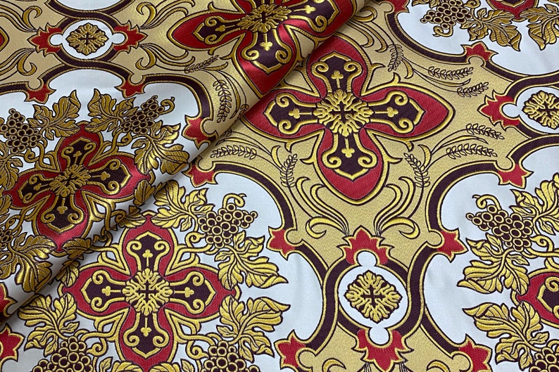 White Bishops Vestments. Premium Metallic Brocade. Bishop Set Vestment ...