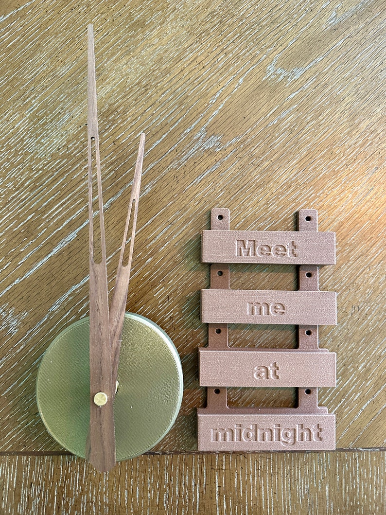 Midnight Vinyl Clock -display Your Sw1ft Vinyls as a Real Working Clock ...