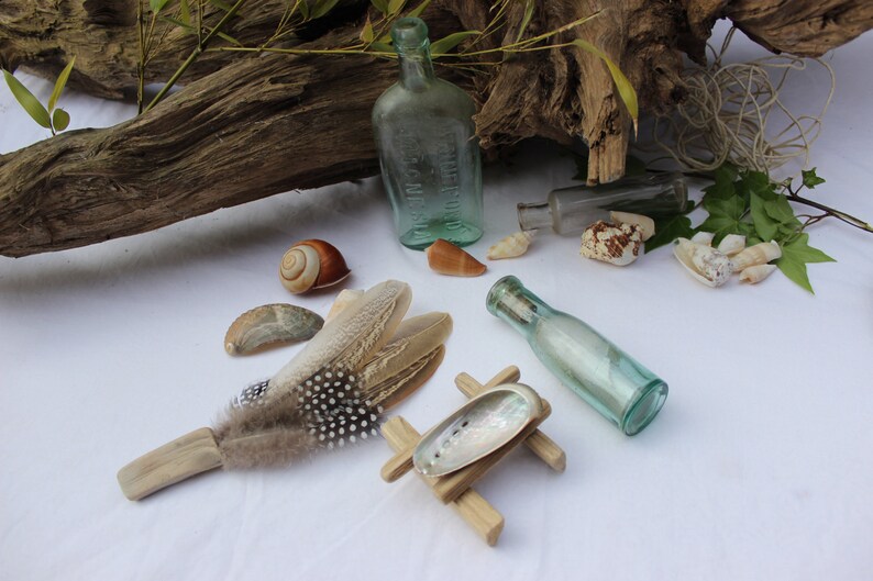 Hand-crafted Shaman Smudging Fan & Abalone Shell With Driftwood Stand ...