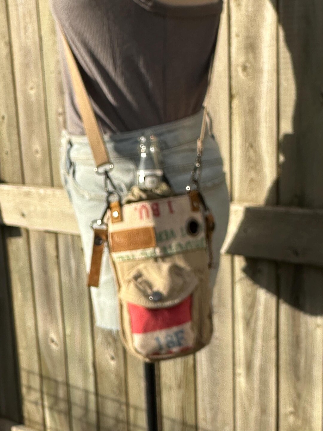 1 Bushel/18f Convertible Waist/bottle Holder W Phone Pocket on Back ...