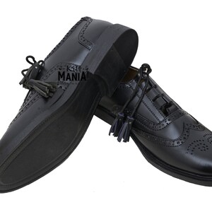 Scottish Kilt Ghillie Brogues Shoes - Handcrafted Premium Black Leather ...