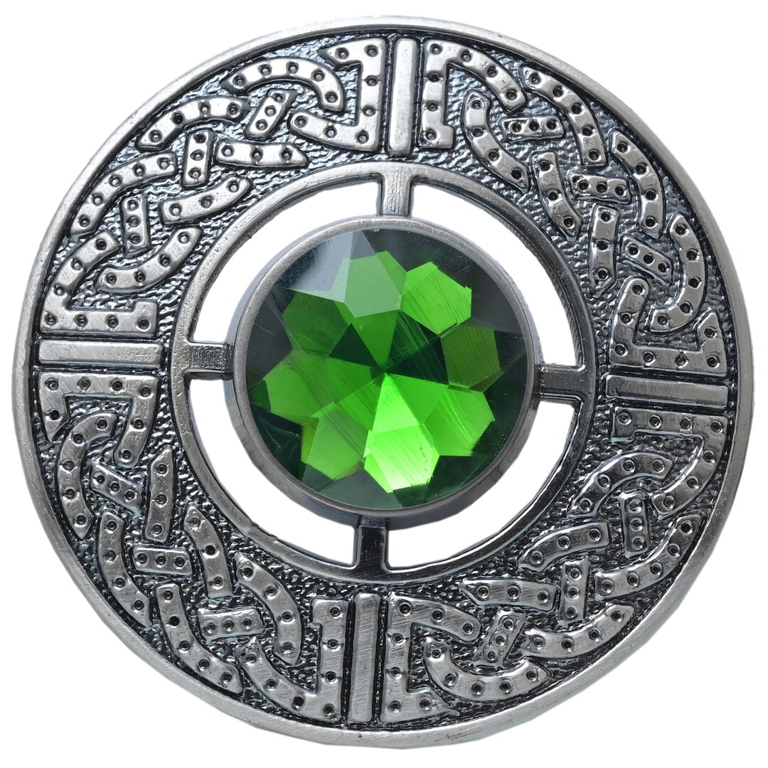 Scottish Kilt Fly Plaid Brooch – Celtic Knot Pattern With Sparkling ...