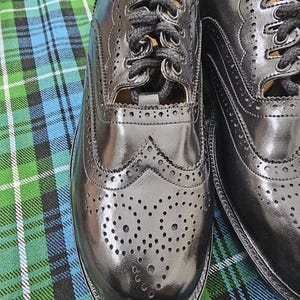 Scottish Kilt Ghillie Brogues Shoes - Handcrafted Premium Black Leather ...