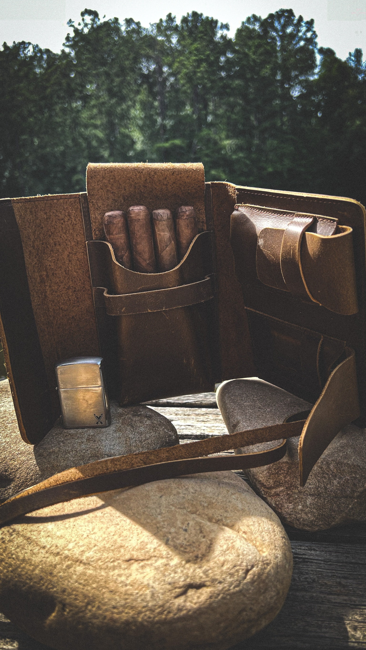 The Bandolier - Rustic Leather Cigar Book | Tri-fold Design | Holds 5 ...
