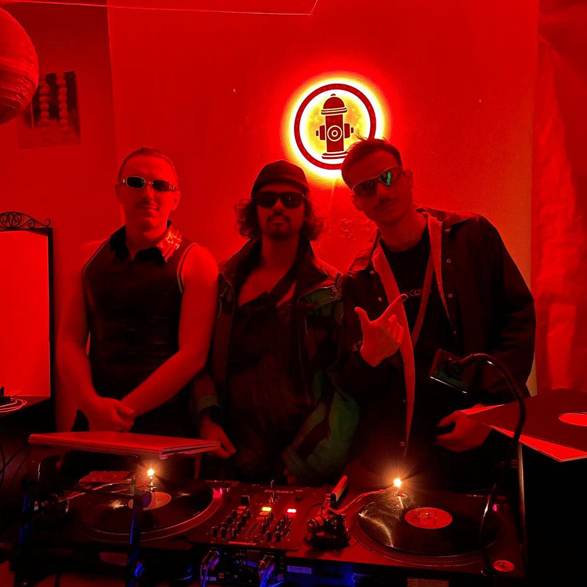 Custom LED Neon Sign Circular Party Light Fire Hydrant Sign Custom ...