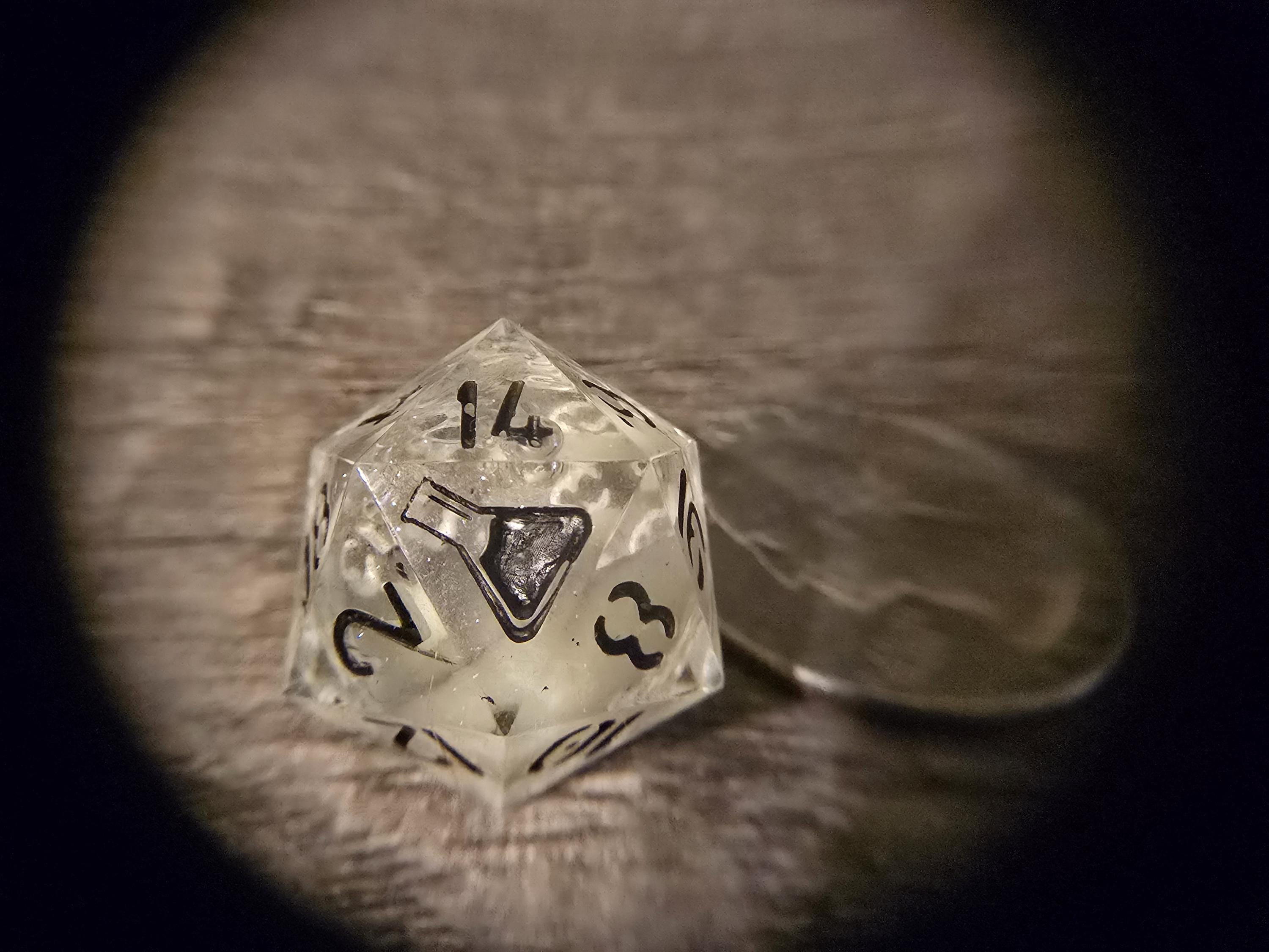 Handmade Uranium Glass Liquid Core TTRPG/ D&D Dice - Etsy