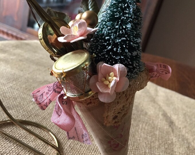 Handcrafted Vintage Style Tussie Mussie Christmas Ornament - Etsy