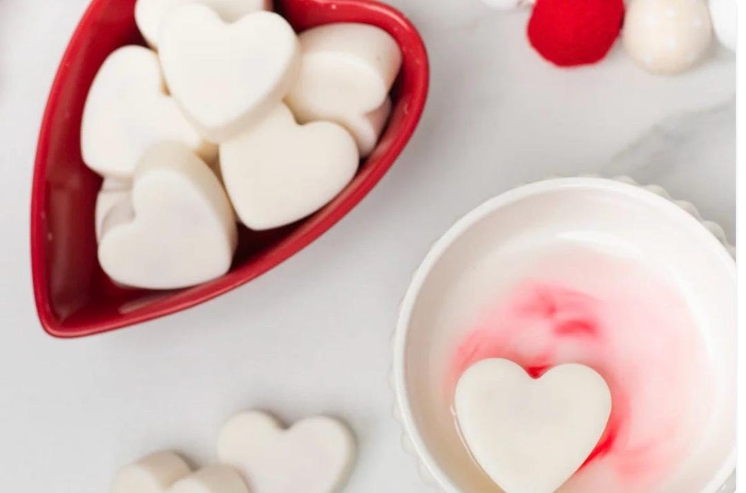 Wax Melts Bleeding Heart 4oz Party Favor Handmade Custom Scent Cozy ...