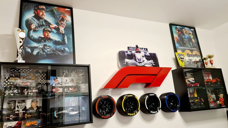 Tire Model F1 24 Cm 9.45 in Formula 1 on the Wall Decoration Gadget - Etsy