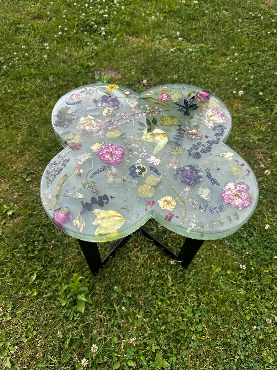 Handmade Epoxy Flower Coffee Table Resin Table Floral Resin Coffee ...