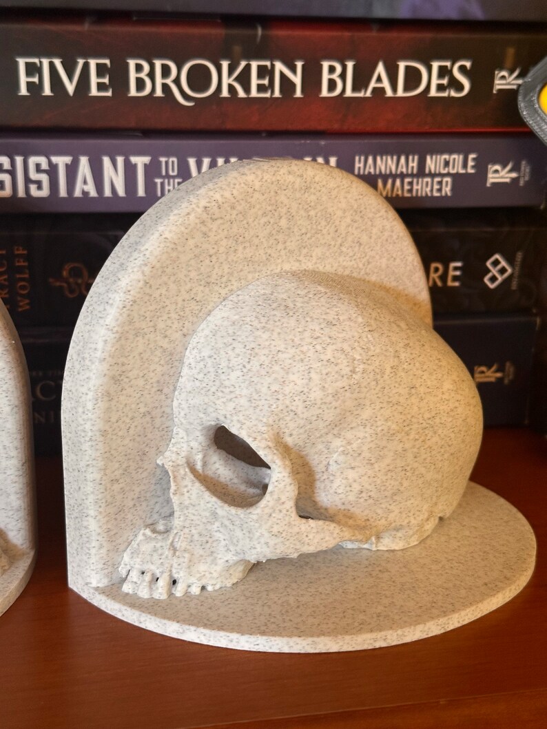 Pair of Skull Bookends, Heavy 3d Prints With Marble Look - Etsy