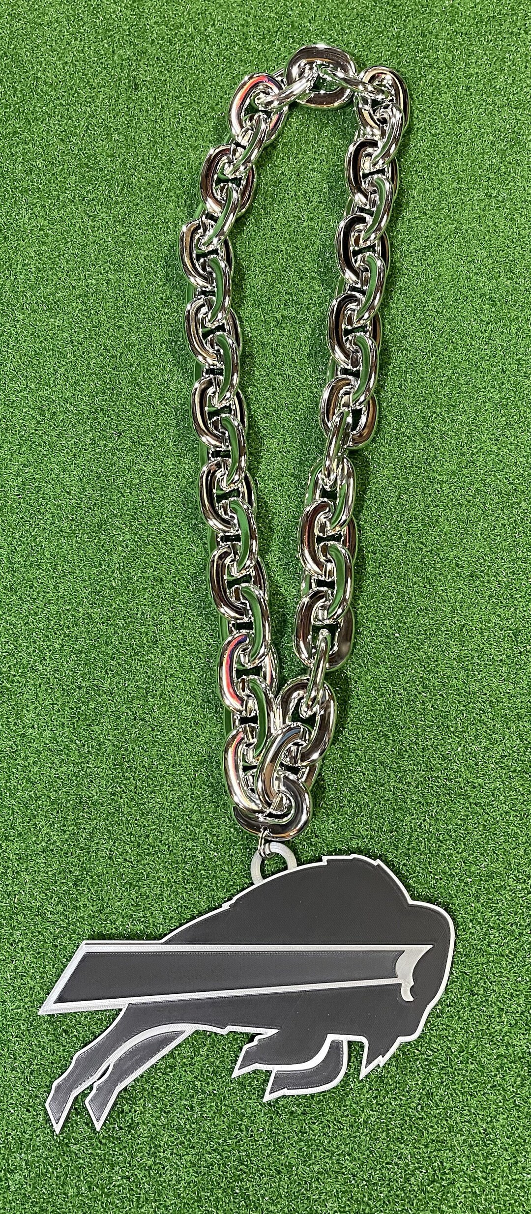 Oversized Team Logo Fan Chain With Thick Chain and Large Team Emblem ...