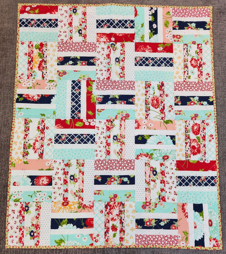 Homemade Small Lap or Crib Quilt - Etsy
