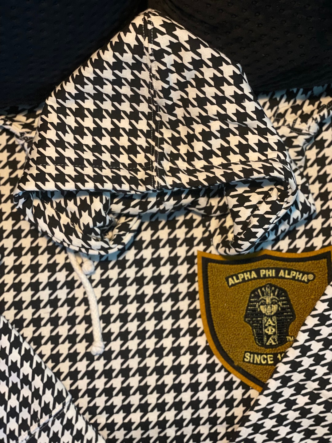 Ice Cold Houndstooth Hoodie sphinx - Etsy