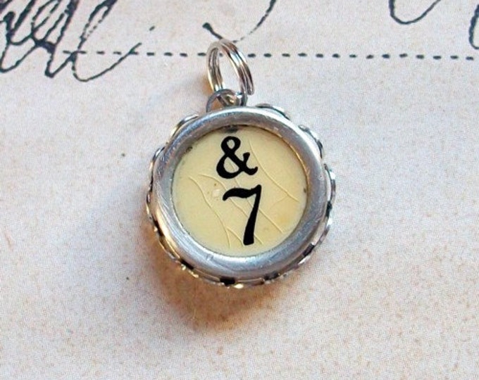 Number 7 Vintage Typewriter Key Charm - Etsy