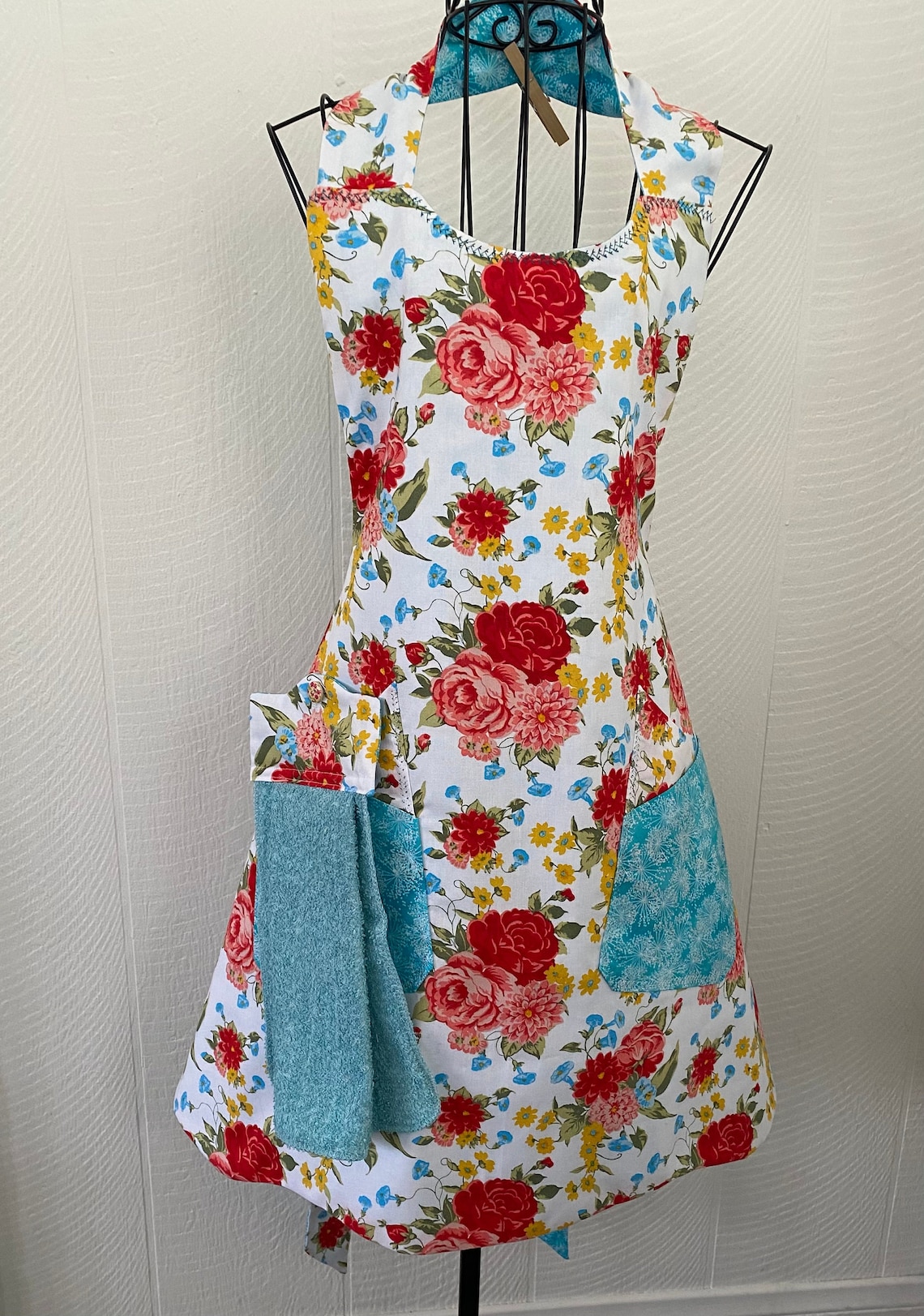 Vintage Style Women's Reversible Apron, Multicolored, Vintage Floral ...