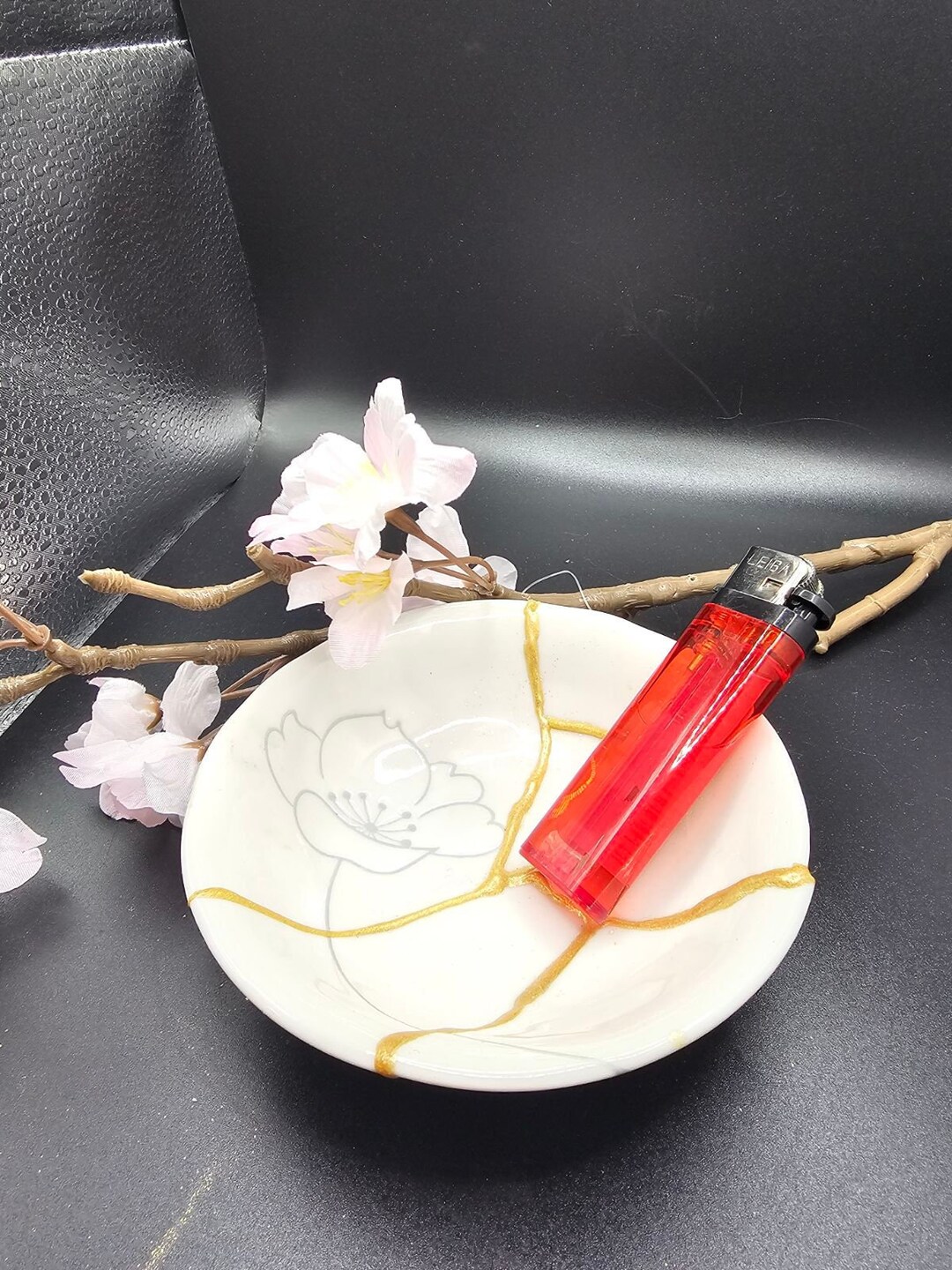 Small White Kintsugi Bowl With 5 Breaks - Key Holder - Jewelry ...