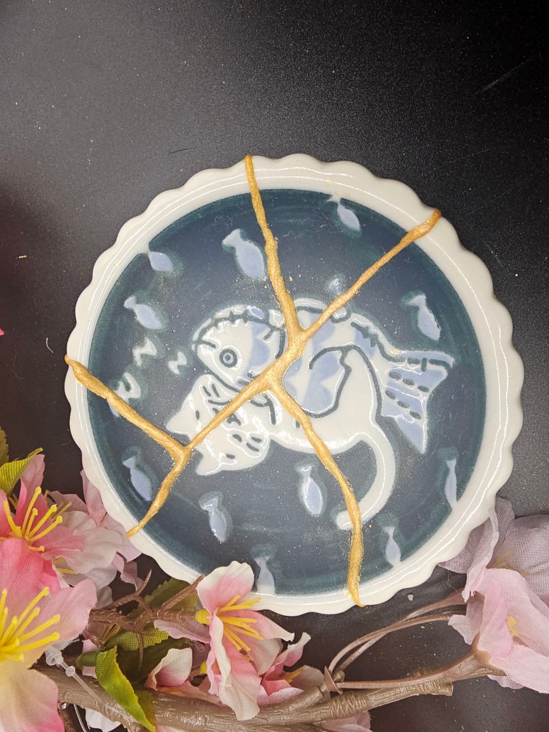 Small Kintsugi Plate With 5 Breaks,key Holder, Jewelry Container, Gold ...